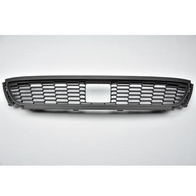 China Automotive Grille Precision Plastic Injection Mould 0.5 Million Shots PP Material for sale