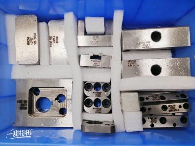China Hardened Steel Medical Injection Mold Parts Tolerance 0.01mm High Precision Durable for sale