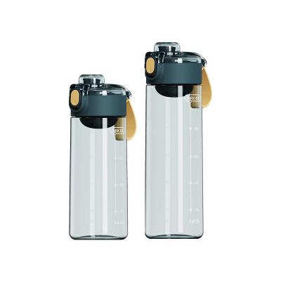 China ODM 500ml 600ml sport top Baseball Team Water Bottles With Straw for sale