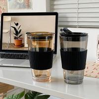 China Office Glass Tumbler Cup Mug Single Wall Borosilicate Glassware With Flip Lid for sale