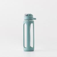 China Custom Glass Water Bottle 1 Litre Reusable Drink Bottle With Neoprene Sleeve for sale