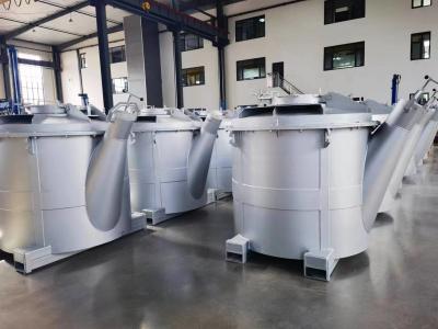 China Large Capacity Molten Aluminum Transfer Ladles With 1000KG Capacity ≤15C/h Natural Temperature Drop for sale