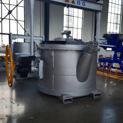 China 0.3-10 Tons Liquid Aluminum Pouring Ladle / Cast Aluminum Ladle / Pouring Ladle For Foundry for sale