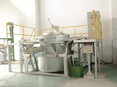 China 220V Aluminum Crucible Furnace With 200-1200C Temperature Range for sale