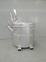 China Corrosion Resistant Molten Aluminum Transfer Ladles with Tilting Device A Buyer's Choice for sale