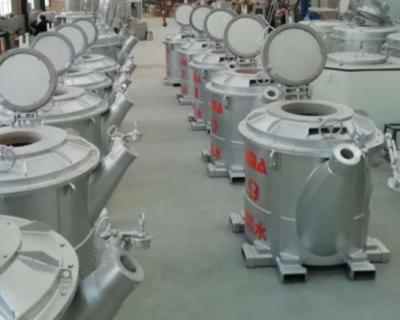 China Castable Molten Aluminum Transfer Ladles with Up To 1200°C Temperature Range and Low Temperature Drop for sale