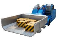China Furnace Charging Vehicle with Interchangeable Scrap Containers Vertical Lift and Telescopic Arm for Efficient Charging for sale