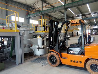China Hydraulic Tilting Aluminum Melting Furnace 1000KG High Pressure Die Casting For HPD for sale