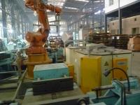 China Grey 2000KG Electric Furnace For Aluminium Melting Holding Complete Combustion for sale