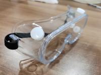 China Clear Dust Proof Safety Glasses , Light Transmittancable Science Safety Goggles for sale