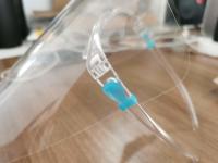 China En166 Transparent Pet Anti Fog Disposable Face Shield for sale