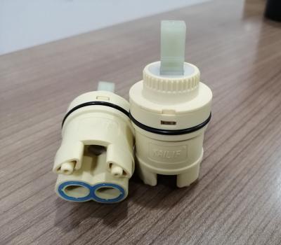 China 40MM Idling Side Outlet Ceramic Cartridge For Faucet And Taps for sale
