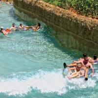 China OEM 200 People Relaxing Lazy River Water Ride With Relaxing Waterfalls And Caves for sale