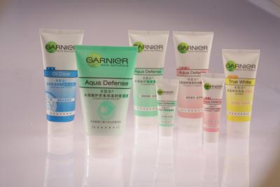 China Colored ABL Laminate Tube Flat Printing 325μ Thickness for Facial Cleanser for sale