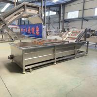 China Industrial Fruit Vegetable Washing Machine 380V 3.75KW Stainless Steel Air Bubble Cleaner for sale