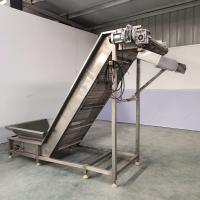 China Automatic 304 Stainless Steel Mesh Belt Conveyor 1000KG/H Food Lifting Machine for sale