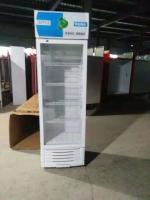 China Beverage Glass Door Display Cabinet Gold Series Vertical Refrigerated for sale