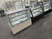 China Upright Glass Door Chiller Cabinet Right Angle Rear Door Air Cooled for Cake for sale