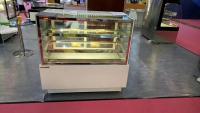 China Upright Commercial Pastry Display Case Counter Top for sale