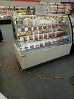 China Curved Glass Cake Fridge Display Cabinet 0.9m 1.2m 1.5m 1.8m for sale