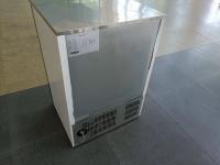 China 230L Upright Display Bar Fridge With Glass Door Stainless Steel R600a R134a for sale
