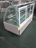 China Large Capacity Cake Display Cabinet Refrigerator Arc Type With Lamp for sale
