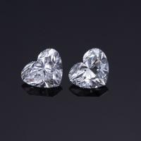 China DEF Color VVS Clarity Small Diamonds Melee 2.4-2.7x4.3-4.5mm 0.01 To 0.68ct White Heart Shape for sale