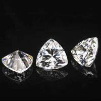 China Melee Lab Grown Diamonds HPHT 2.6-3.1 To 5.3-6.0mm White Triangle Shape Triangle Cut for sale