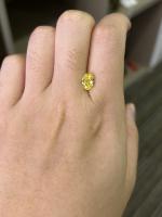 China 1.37 Carat Oval Cut HPHT VS CVD Diamonds Fancy Vivid Yellow for sale