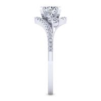 China Round Gemstone Shape Lab Created Diamond Rings OEM ODM for sale