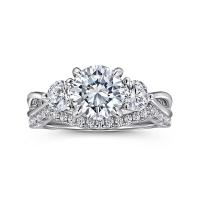China Round Gemstone Shape Lab Diamond Engagement Rings IGI Certificated for sale