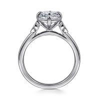 China Classic Style Lab Grown Diamond Wedding Band VVS Clarity HPHT Oval Cut Ring for sale