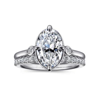 China Classic Style Lab Grown Diamond Wedding Band VVS Clarity HPHT Oval Cut Ring for sale