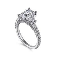 China Lab Diamond Wedding Band VVS Clarity HPHT Emerald Cut Lab Grown Diamond Ring for sale