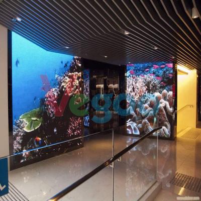 China High Brightness Rental P4 Indoor Full Color LED Display Screen Die Casting Aluminum for sale