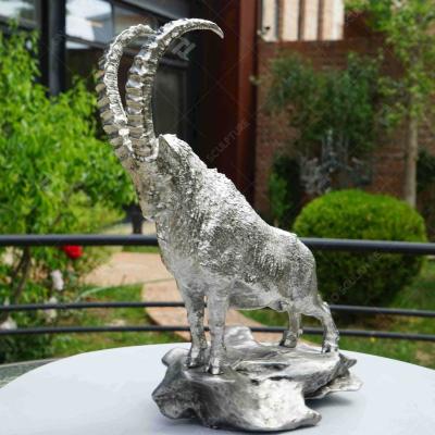 China Custom Stainless Steel 316L Cast Fighting Goat Sculpture Polished Finish for sale