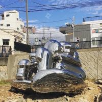 China Mirror Polished Stainless Steel Falling Stone Sculpture 3m H9.8ft for sale