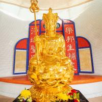 China 1.8m Gold Leaf Bronze Sitting Buddha Statue Ksitigarbha Bodhisattva for Temple for sale