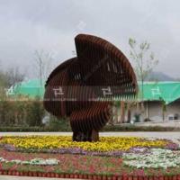 China Custom Corten Steel Garden Sculpture 5 Meters High Rust Finish Art for sale