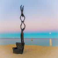 China Lost Wax Cast Bronze Love Sculpture H5m by Australian Artist Ayad Patina Finish for sale