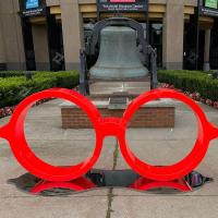 China Red Painted Stainless Steel Glasses Sculpture 2.4m Monumental Art for sale
