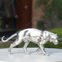 China Cast Stainless Steel Cheetah Sculpture H1.6ft Mirror Polished Garden Art for sale