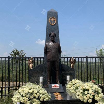 China Life Size Antique Bronze Sculpture Outdoor Silicon Bronze Memorial Statue H5.9ft for sale