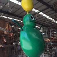 China Stainless Steel 316L Spray Painted Ant Cartoon Sculpture 4m Height Customizable for sale