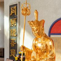 China Bronze And Gold Leaf Ksitigarbha Bodhisattva Art for sale