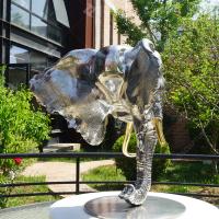 China Stainless Steel 316L Elephant Head Sculpture H0.5m Mirror Polished Casting for sale