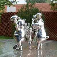 China Mirror Polished Stainless Steel Cartoon Figure Sculpture 316 Outdoor Decorative 2.5-3.0mm for sale