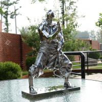 China Mirror Polished 316L Stainless Steel Warrior Sculpture H2ft Cast Art for sale