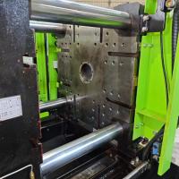 China UN200A5 Servo Motor Yizumi Injection Molding Machine Horizontal 2000KN for sale