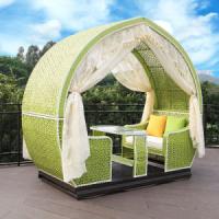 China Outdoor Rattan Rocking Chair Swing with 500KG Load Capacity and 100% Polyester Fabric for Garden Use for sale